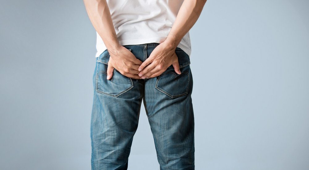 CISTO PILONIDAL - Causas, sintomas e cirurgia