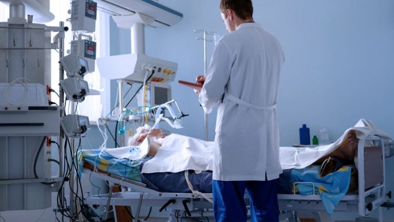 ¿Qué es el coma inducido y cuándo es necesario?