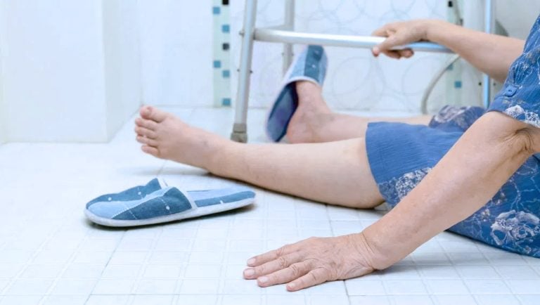 Fractura de cadera: qué es, causas, síntomas y tratamiento